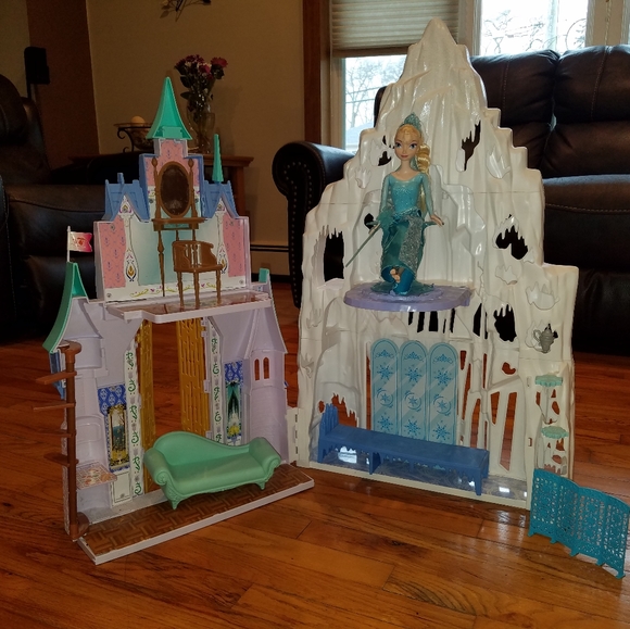Disney | Toys | Disney Frozen Castle And Elsa Doll | Poshmark